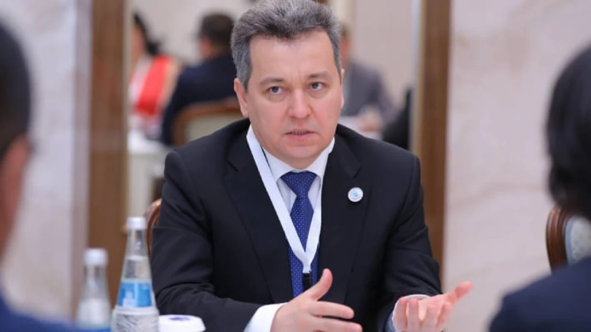 Сенат запросил объяснений от Шерматова по проблемам с регистрацией IMEI ...